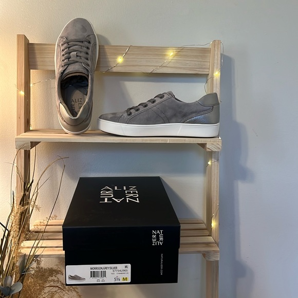 Naturalizer | Shoes | Naturalizer Morrison Grey Silver Sneaker | Poshmark